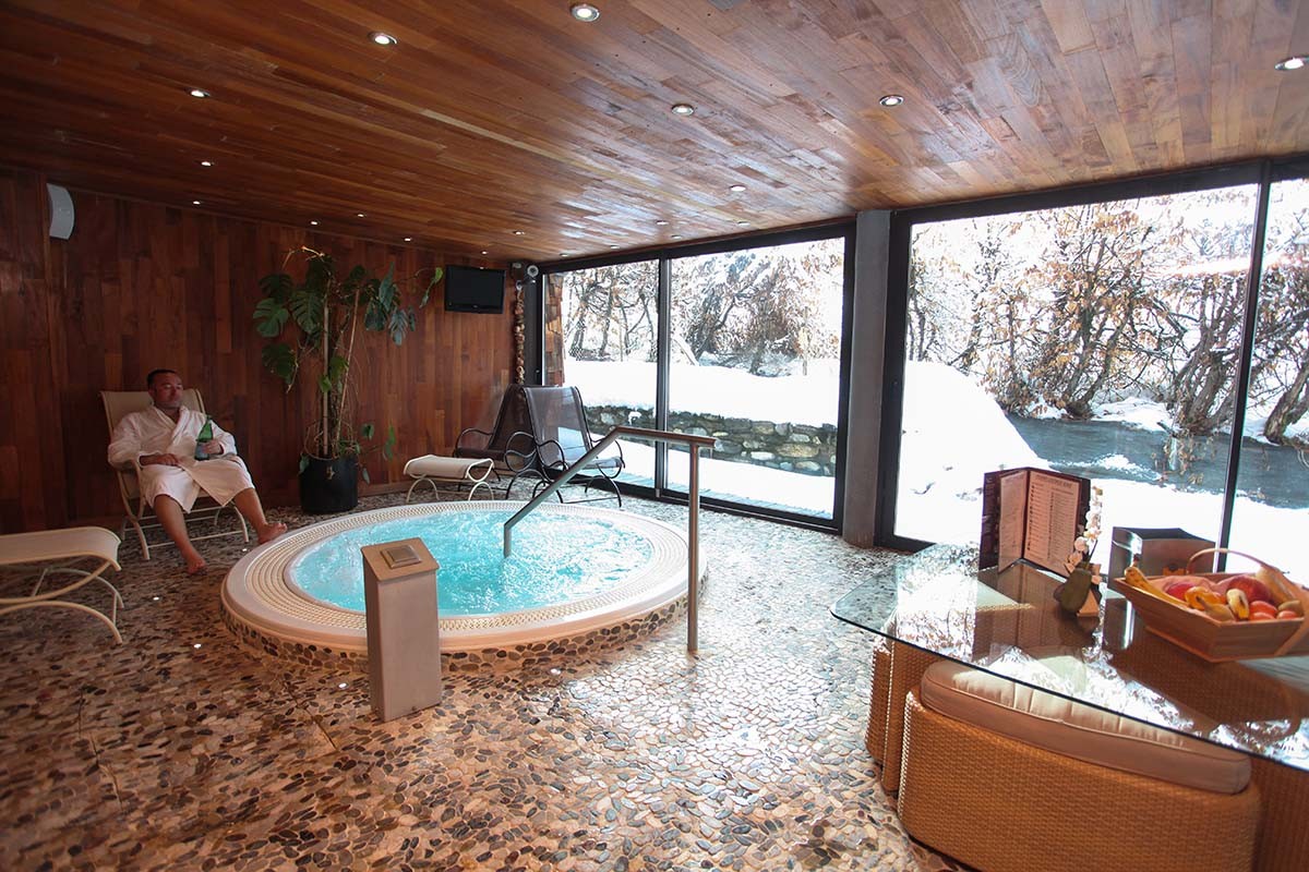 Hôtel Macchi & Spa – Châtel – Chambre avec Dîner à partir de 121€