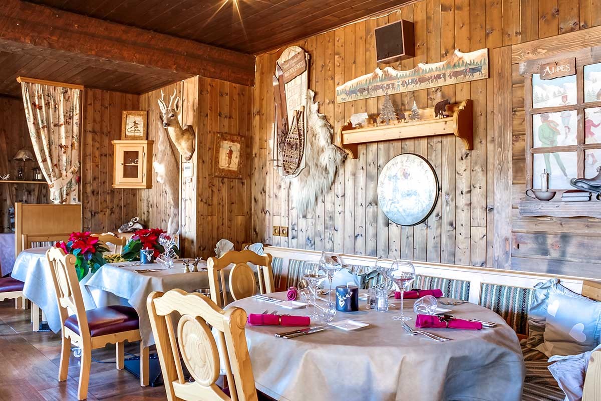 Hôtel Macchi & Spa – Châtel – Chambre avec Dîner à partir de 121€